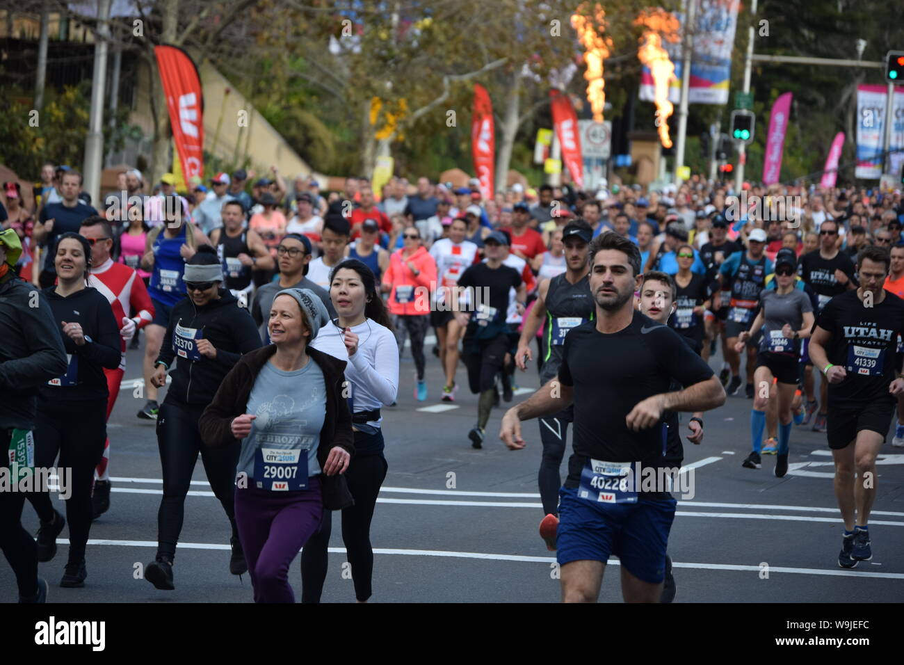 Sydney city to surf race hi-res stock photography and images - Alamy