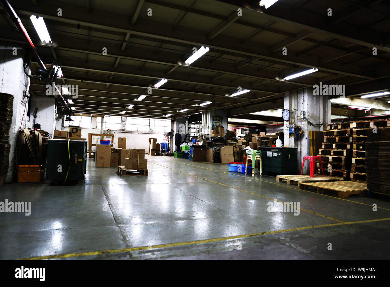Old Industrial Factory Interior, Hong Kong Stock Photo - Alamy
