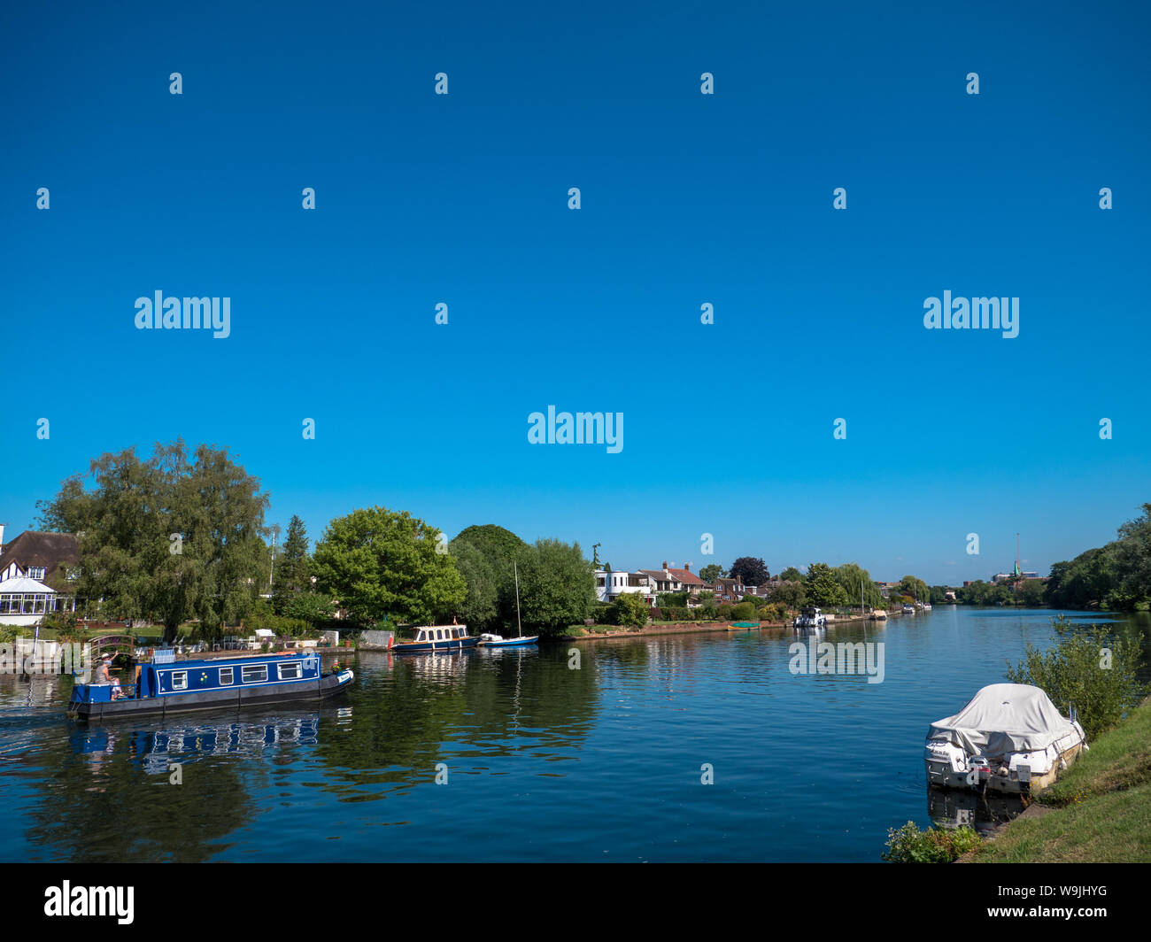 Staines upon thames landscape hi-res stock photography and images - Alamy