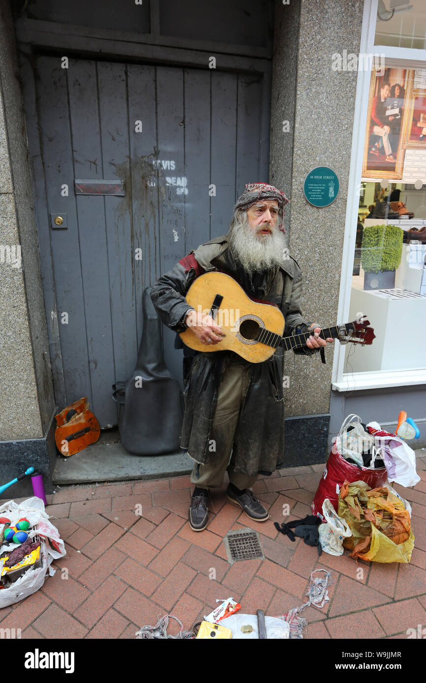 Juggling Jim of Kings Lynn Stock Photo - Alamy