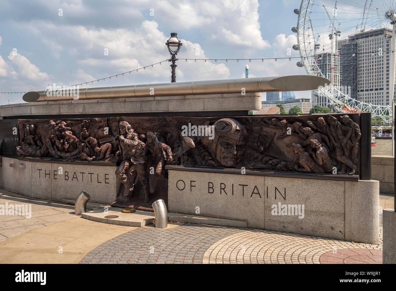 Battle of britain monument hi-res stock photography and images - Alamy