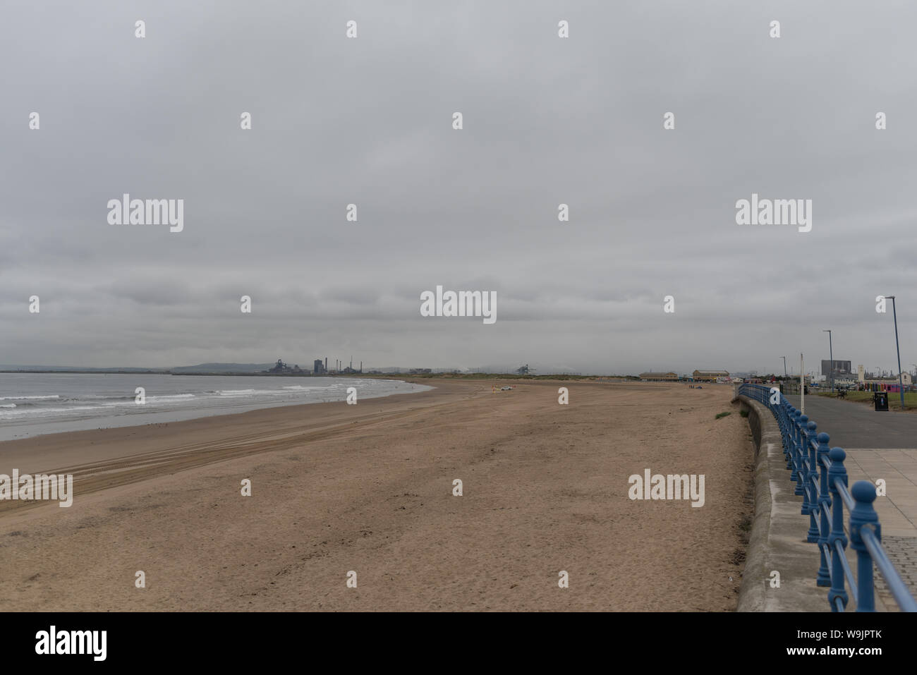 Overcast coast hi-res stock photography and images - Alamy