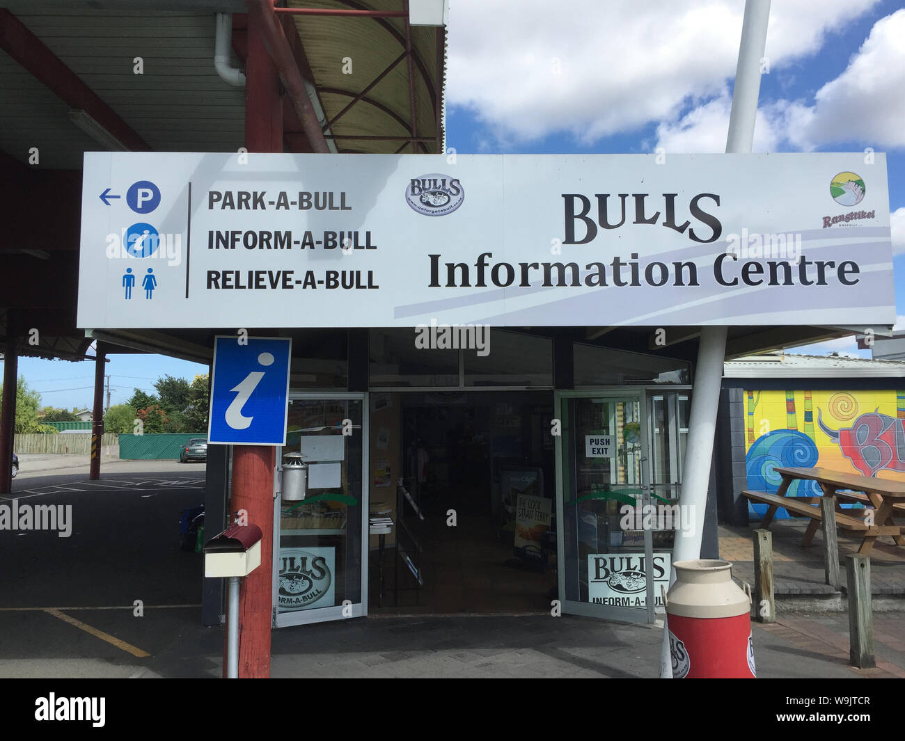 Bulls new zealand hi-res stock photography and images - Alamy