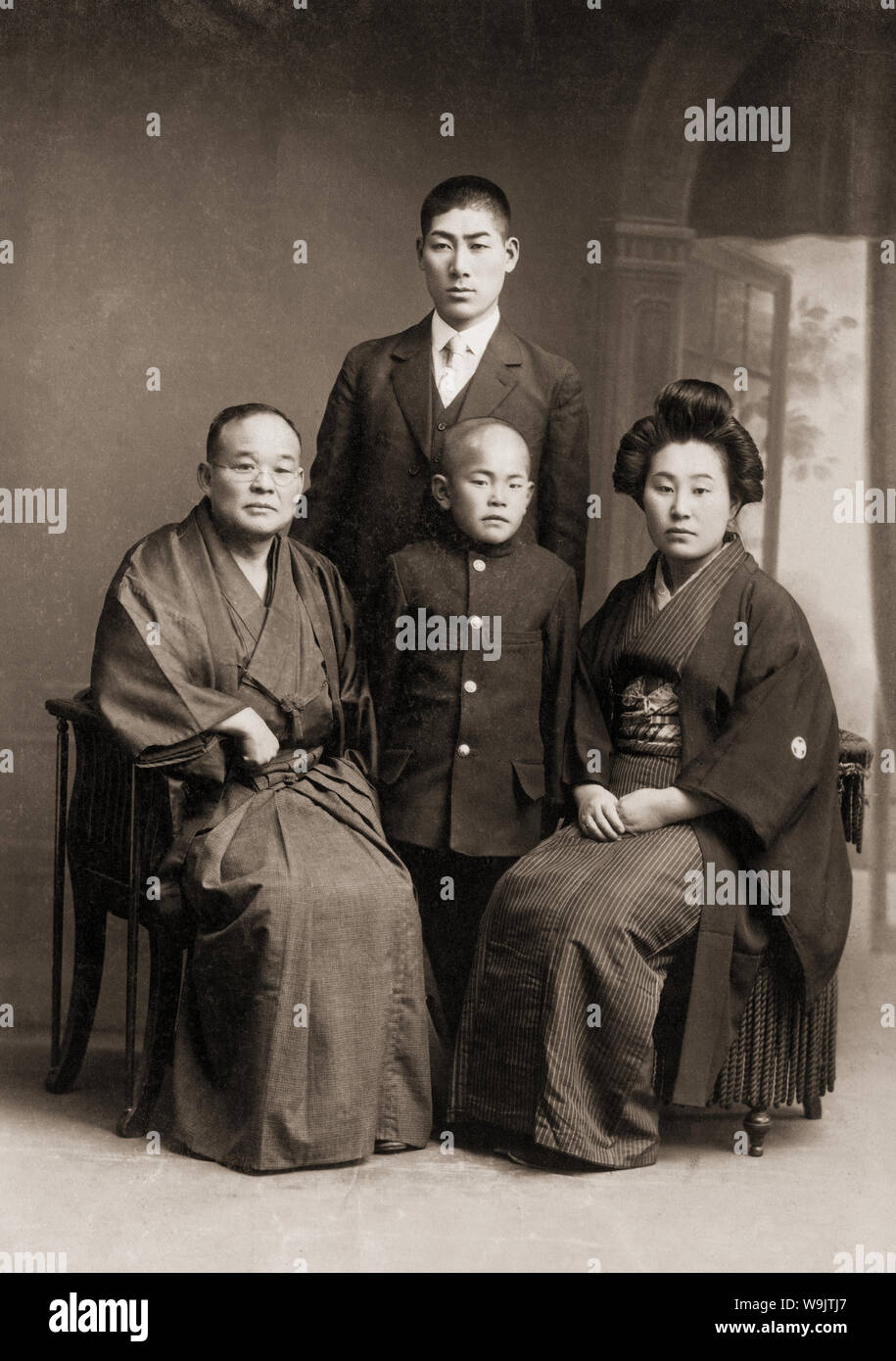 1900s school japan hi-res stock photography and images - Alamy