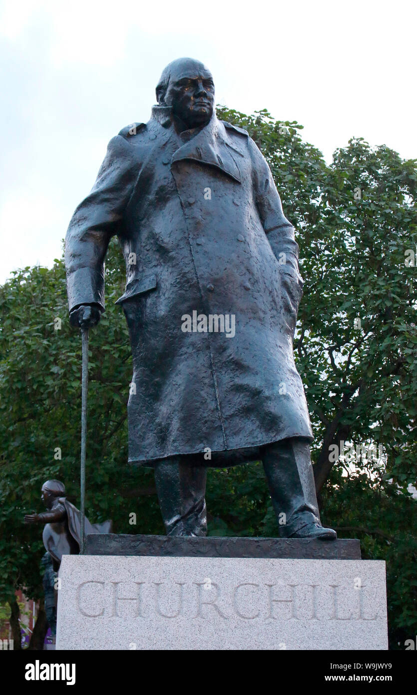 Winston Churchill-Statue, London, England Stock Photo - Alamy