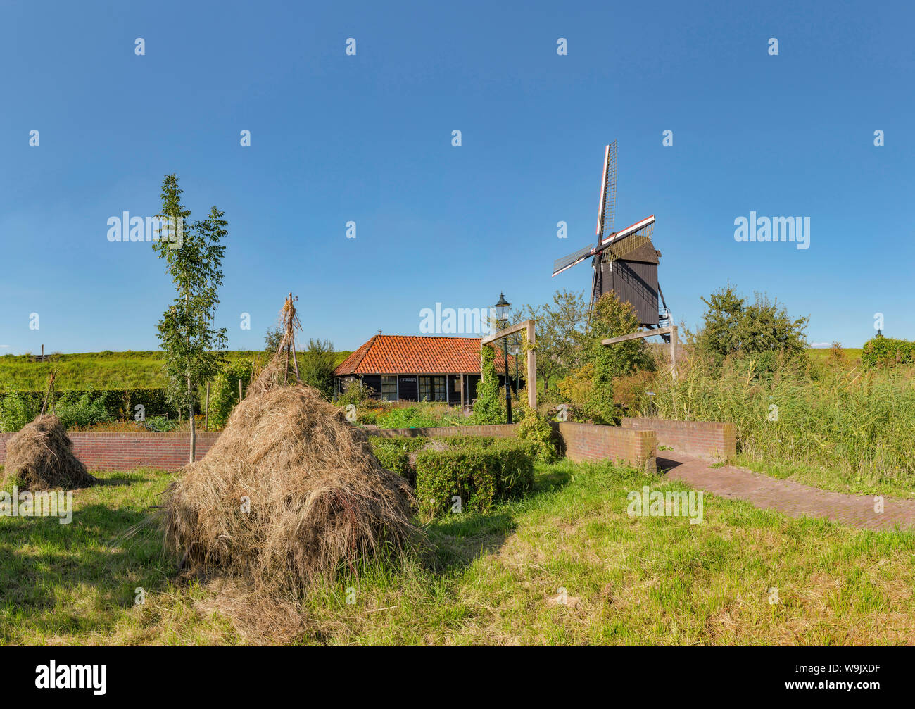 Wood rampart hi-res stock photography and images - Alamy