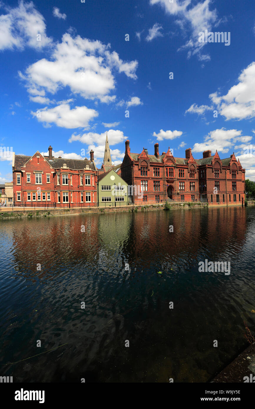 Buildings along the river Great Ouse embankment, Bedford town ...
