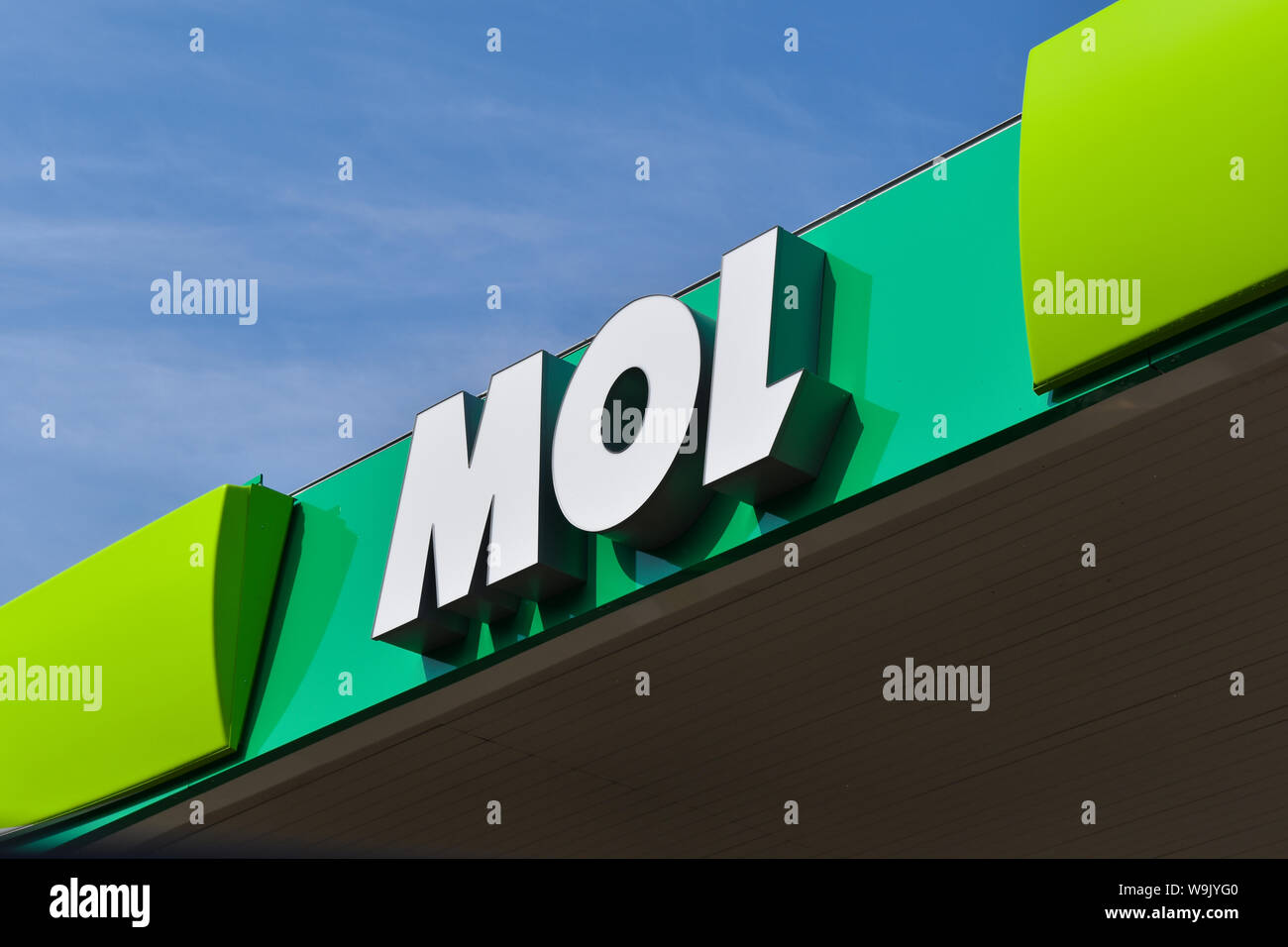 Logo mol hi-res stock photography and images - Alamy