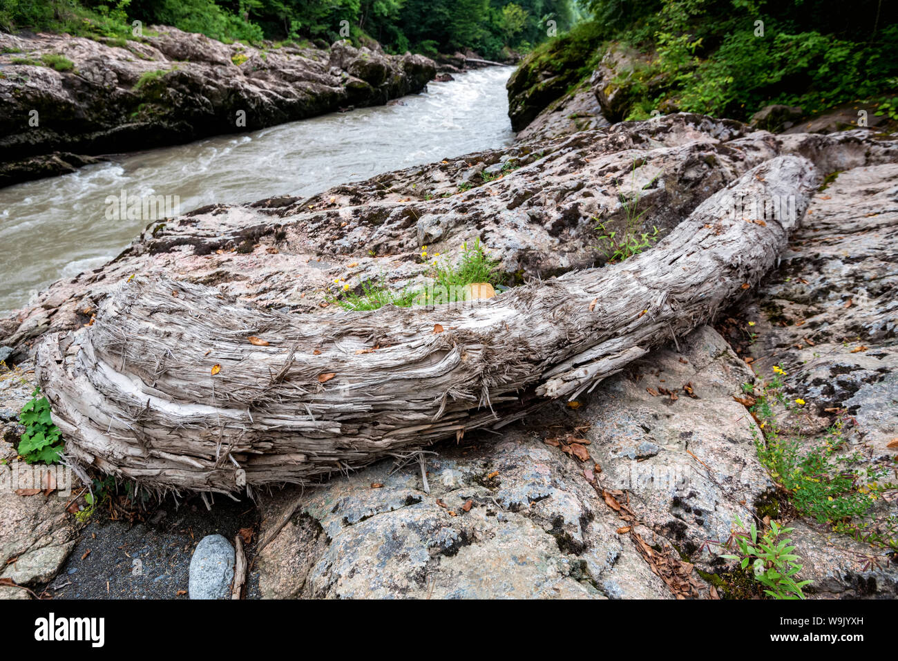 Rust colored rocks hi-res stock photography and images - Alamy