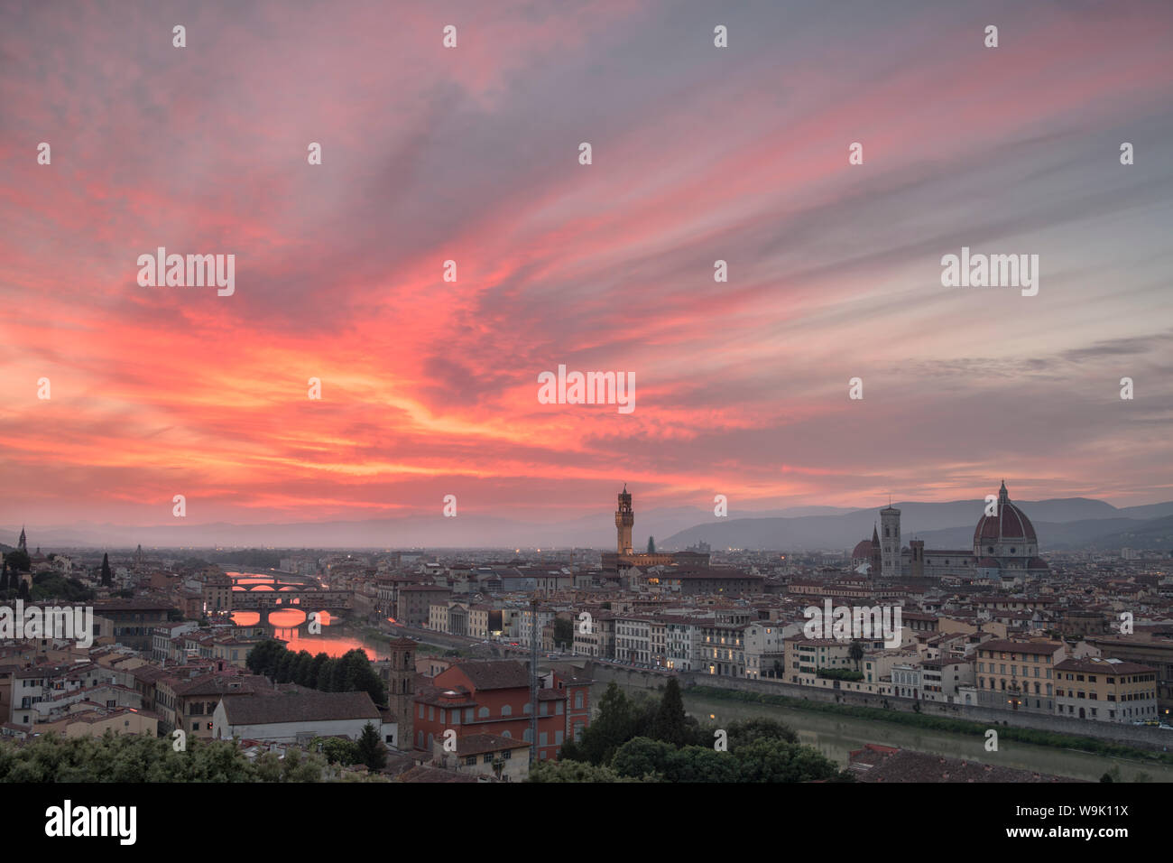 Horizontal pink florence hi-res stock photography and images - Alamy