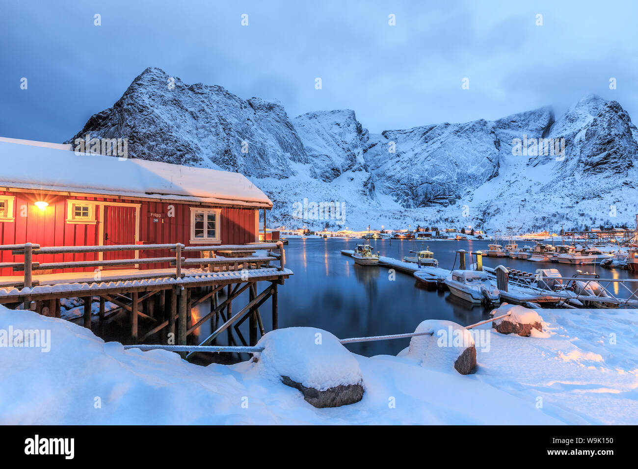 A Rorbu, the typical Norwegian home often built in beautiful places ...