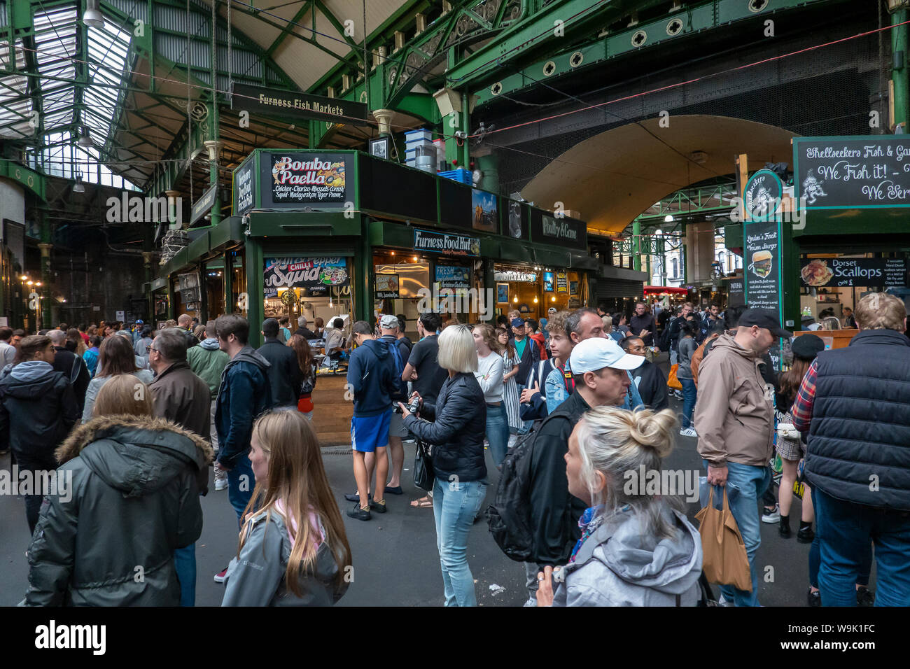 Busy borough market hi-res stock photography and images - Alamy