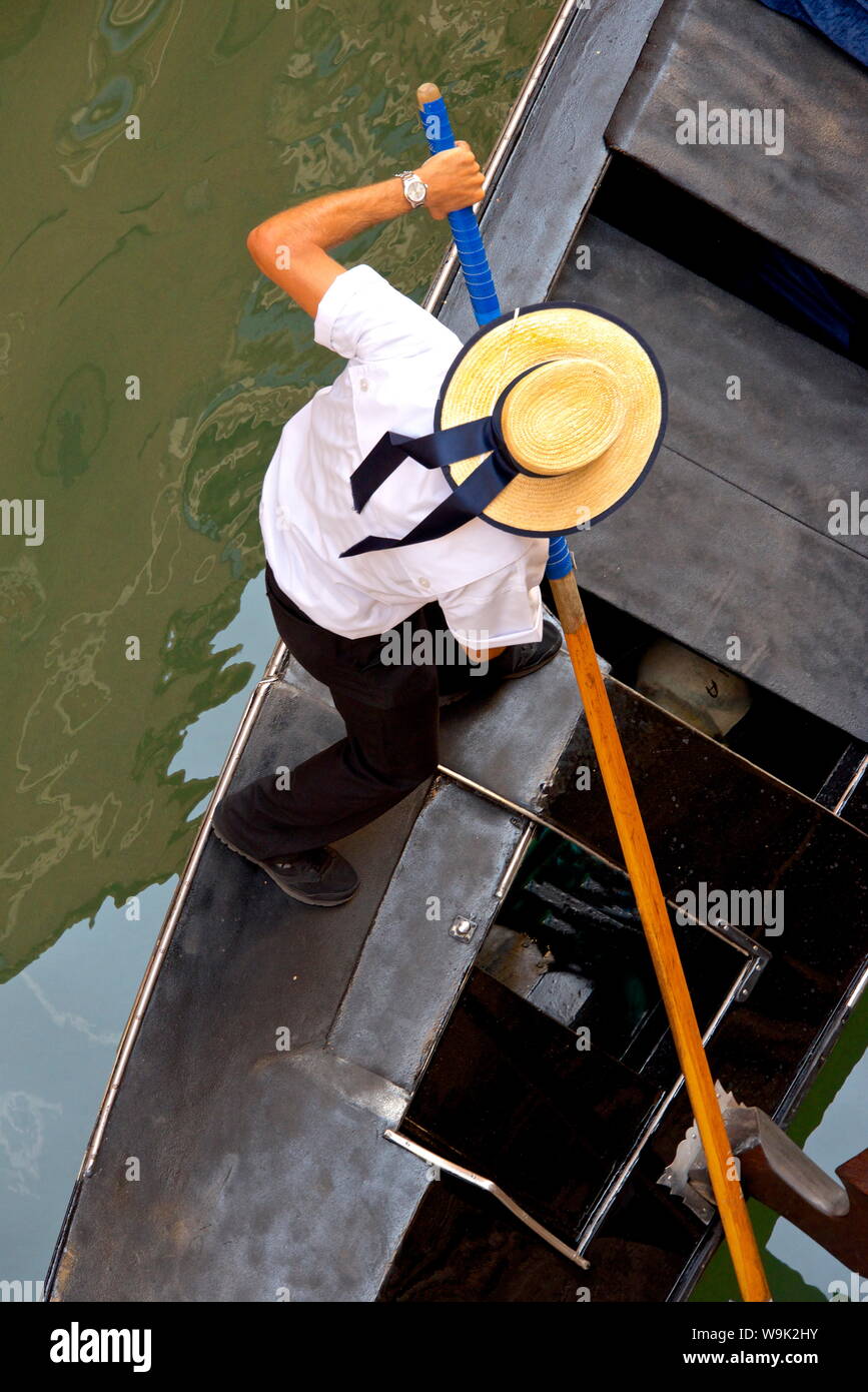 Gondola venice overhead hi-res stock photography and images - Alamy