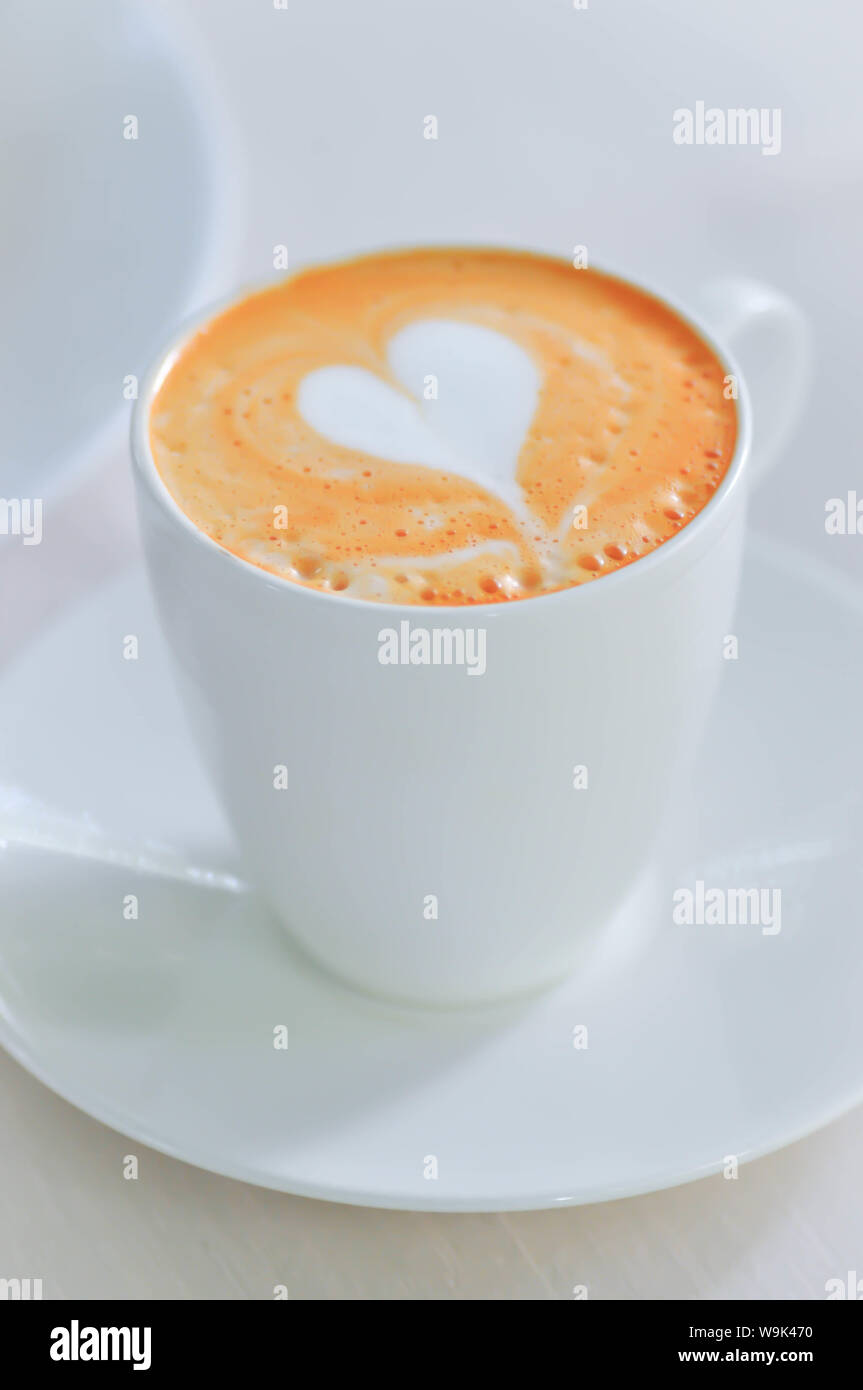 hot tea,hot Thai tea or hot milk tea Stock Photo - Alamy