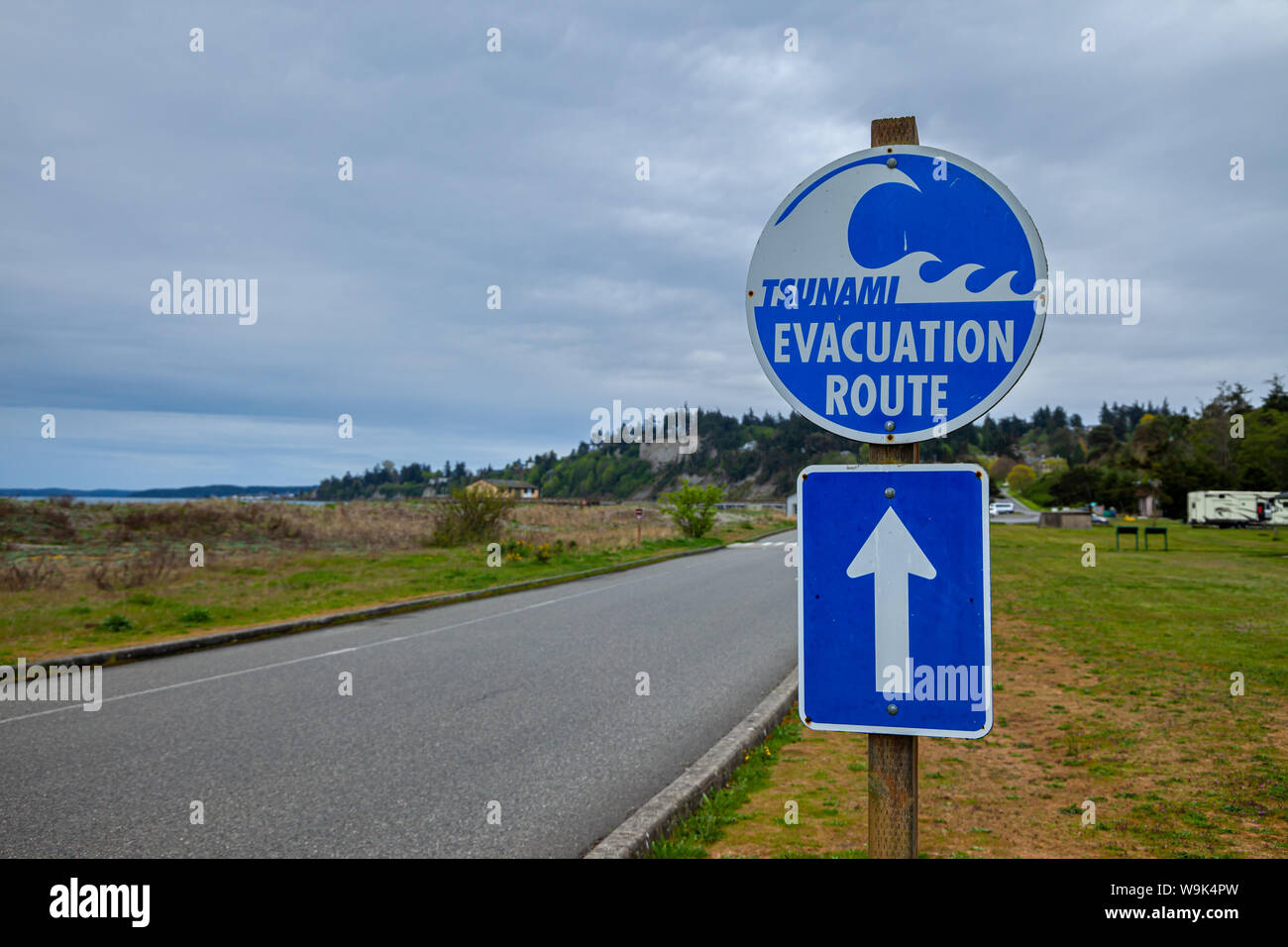 Earthquake evacuation route hi-res stock photography and images - Alamy