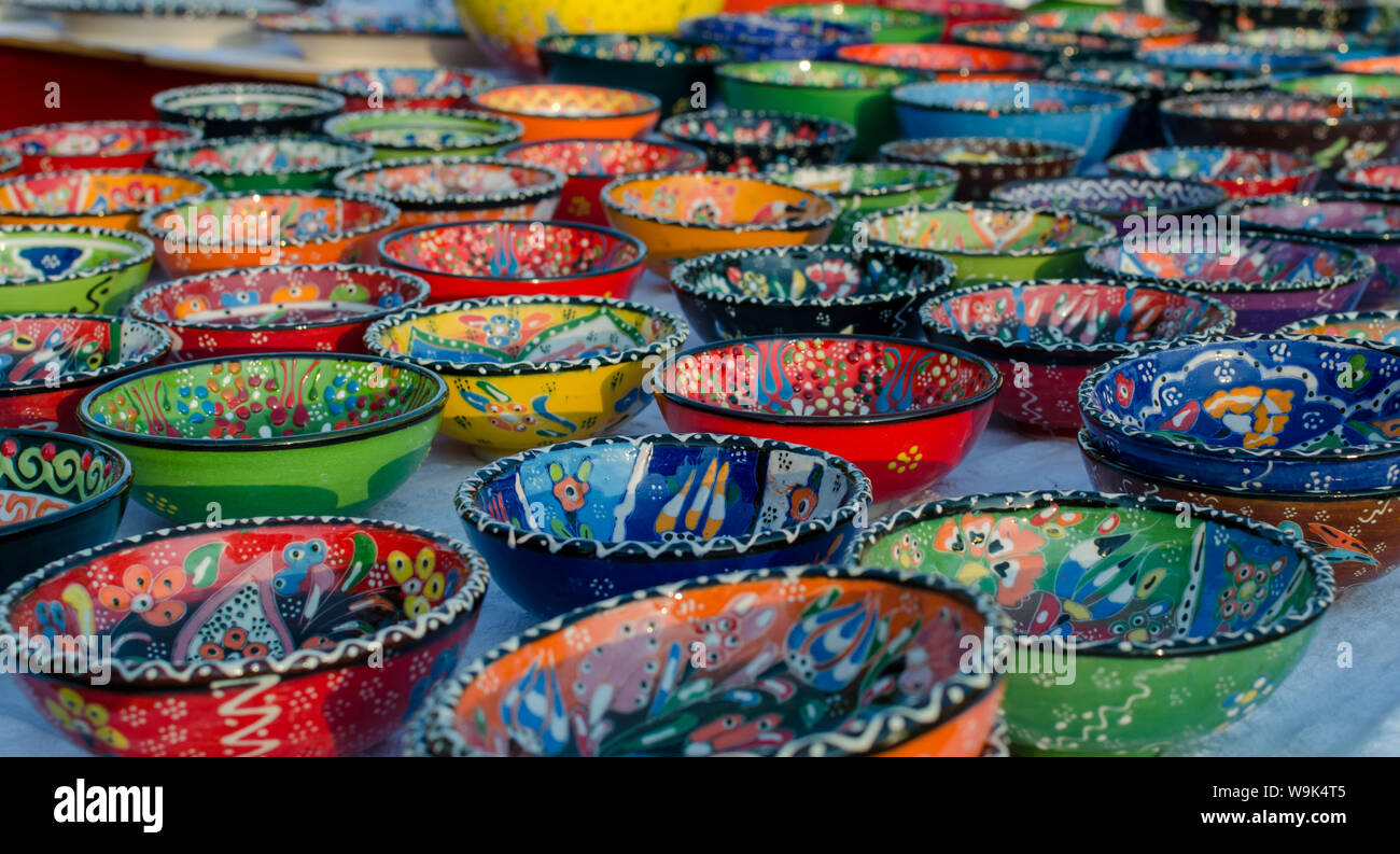 Turkish handmade colourful ceramic plates and bowls Stock Photo - Alamy