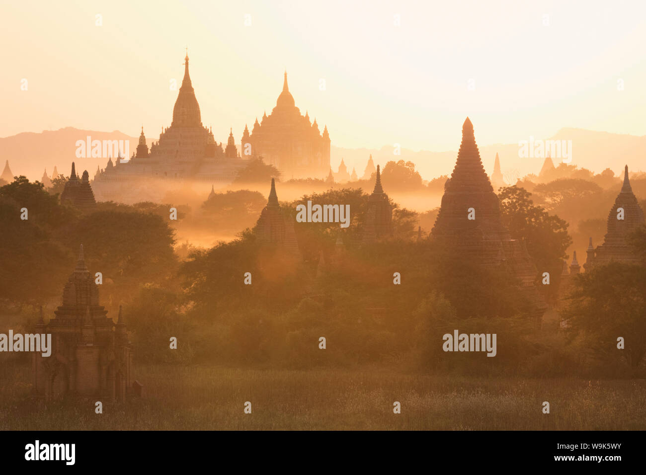 Burma and southeast asia hi-res stock photography and images - Alamy