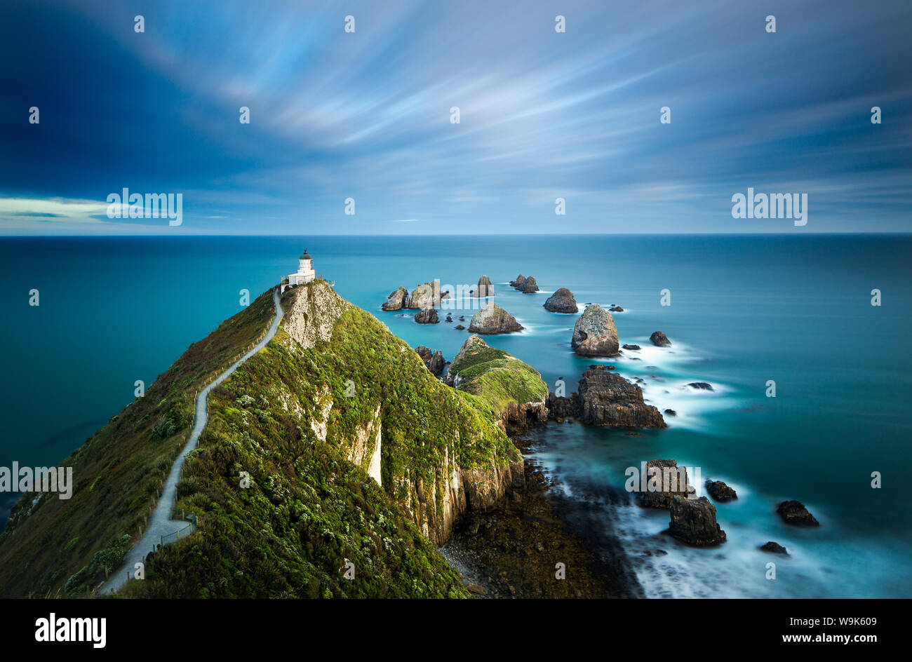 Nugget Point Lighthouse, Nugget Point, Otago, South Island, New Zealand ...