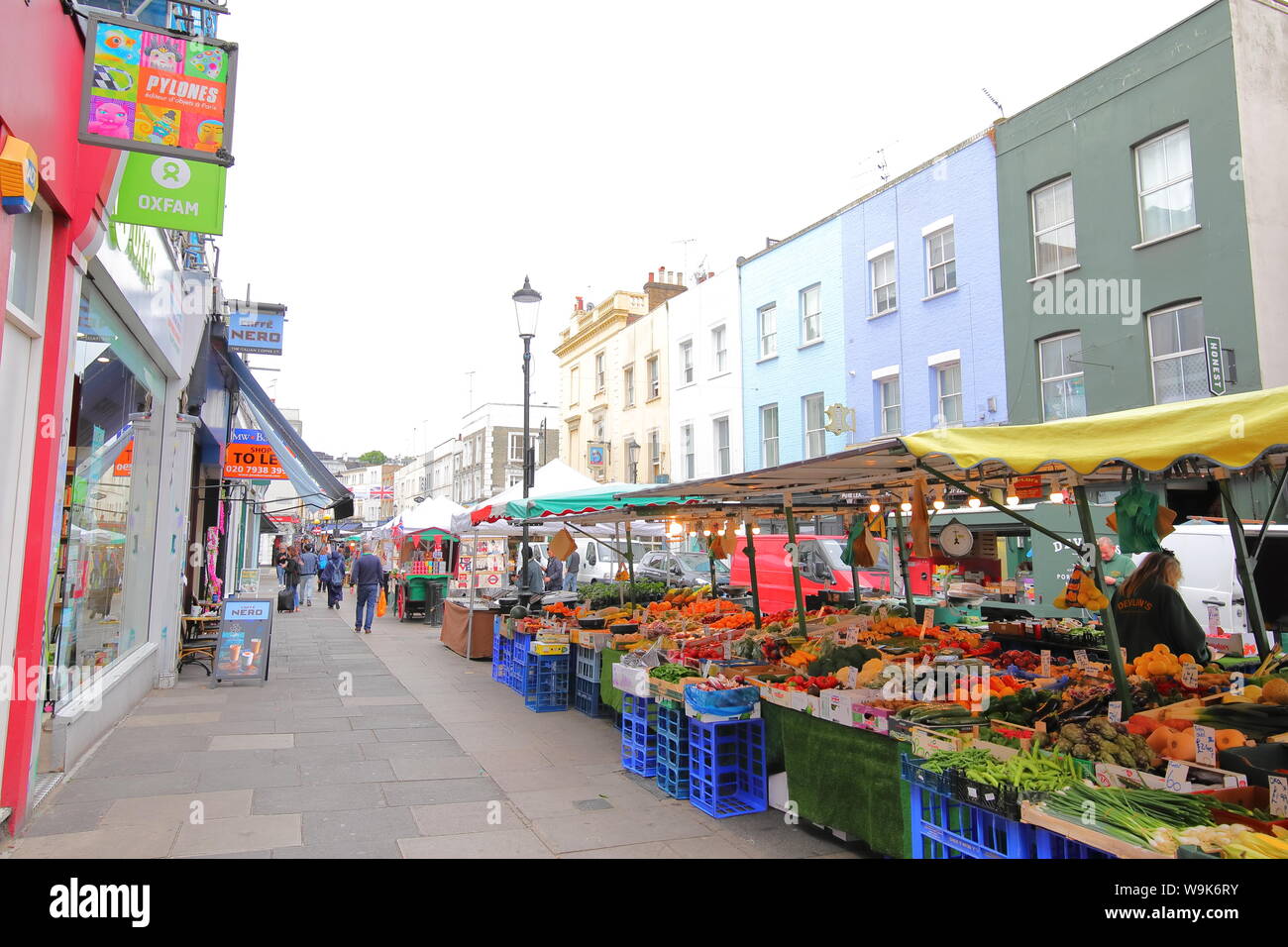People visit Portobello Road market London UK Stock Photo - Alamy