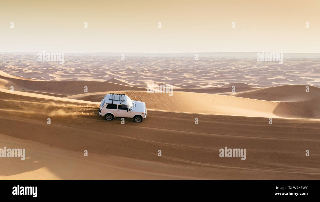 Dubai offroad hi-res stock photography and images - Alamy