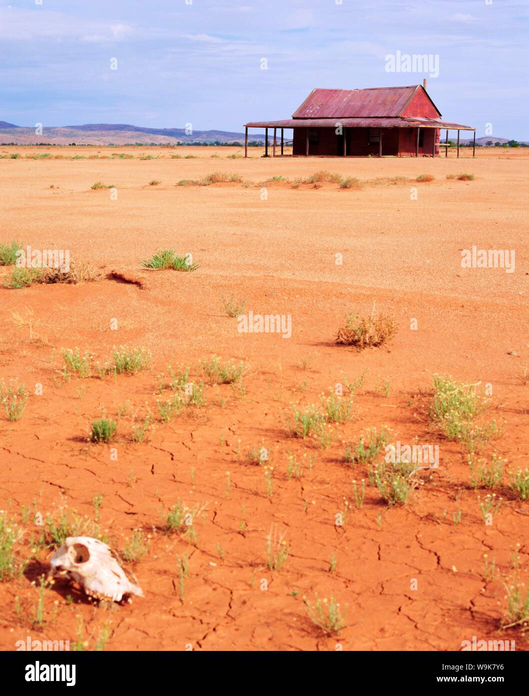 A shack in the Outback, New South Wales, Australia Stock Photo - Alamy