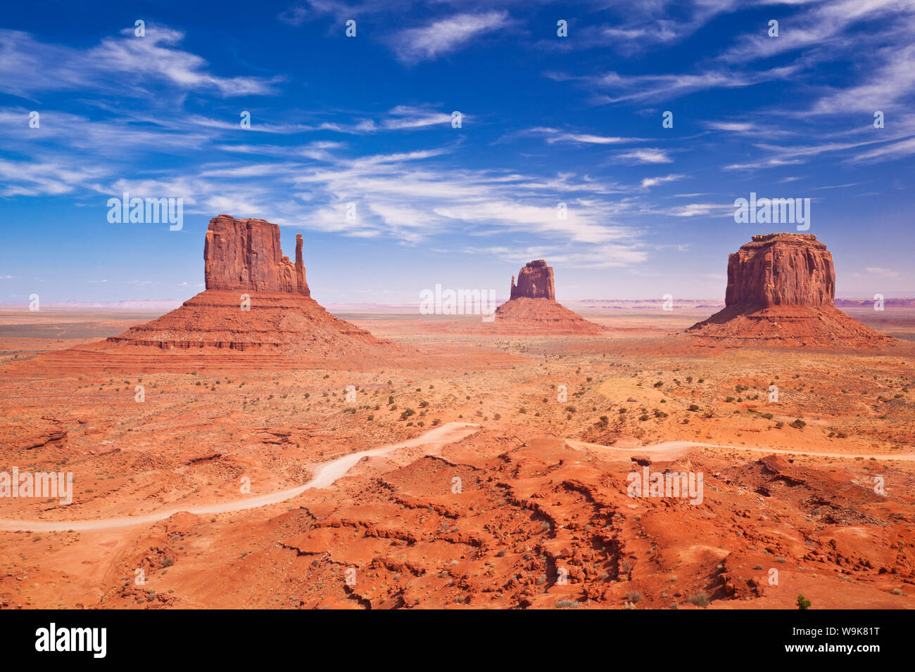 West Mitten Butte, East Mitten Butte and Merrick Butte, The Mittens ...