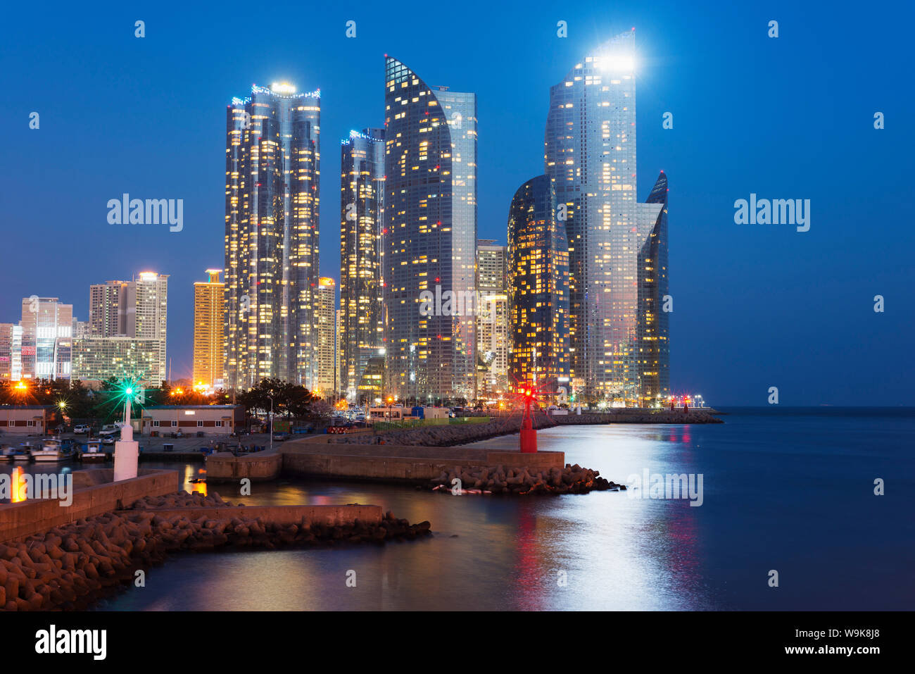 Korea busan urban cityscape people hi-res stock photography and images ...