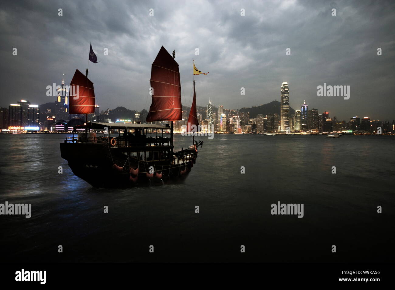 Chinese junk in Hong Kong harbour, Hong Kong, China, Asia Stock Photo ...