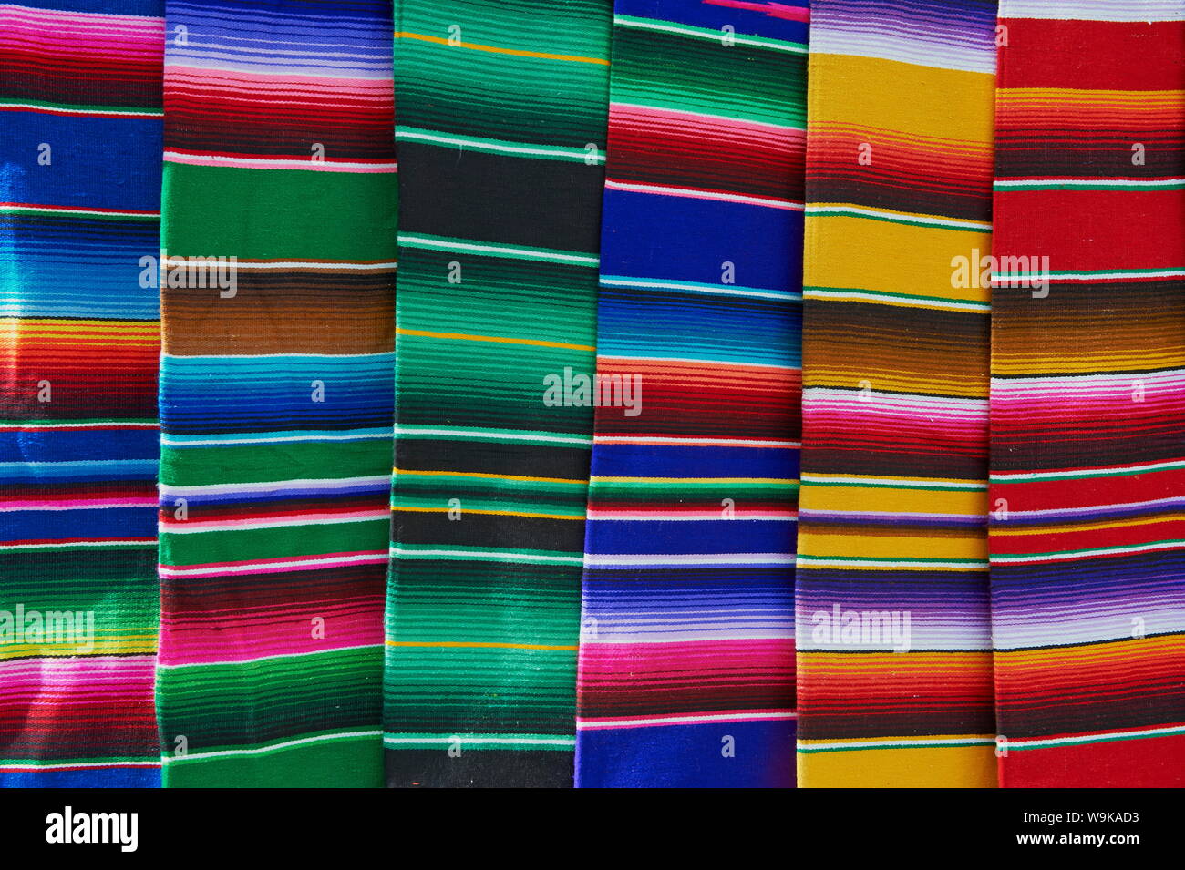 Mayan fabrics hi-res stock photography and images - Alamy
