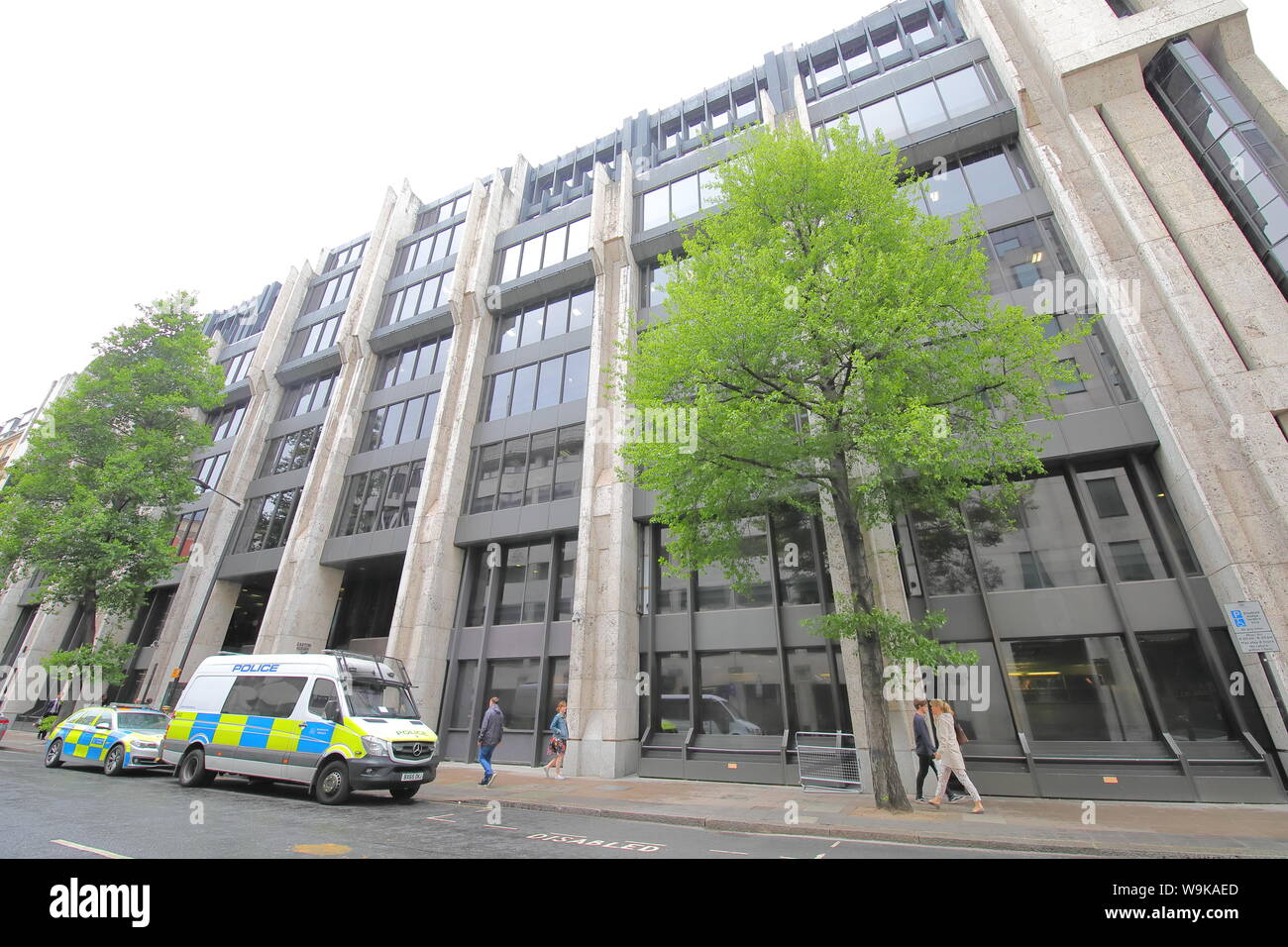 Department for Work and Pensions office London UK Stock Photo - Alamy