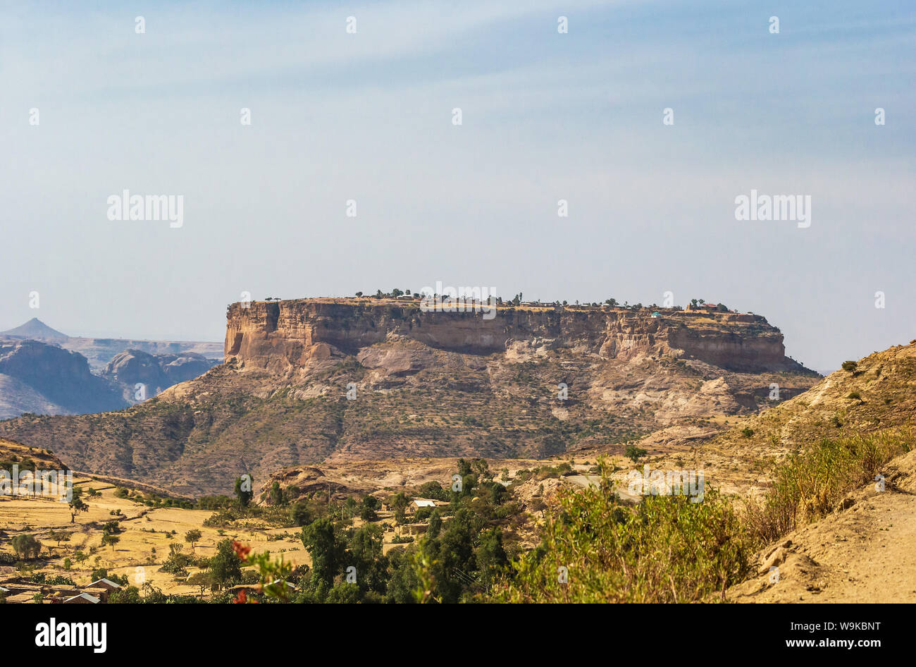 Flat topped mountains hi-res stock photography and images - Alamy