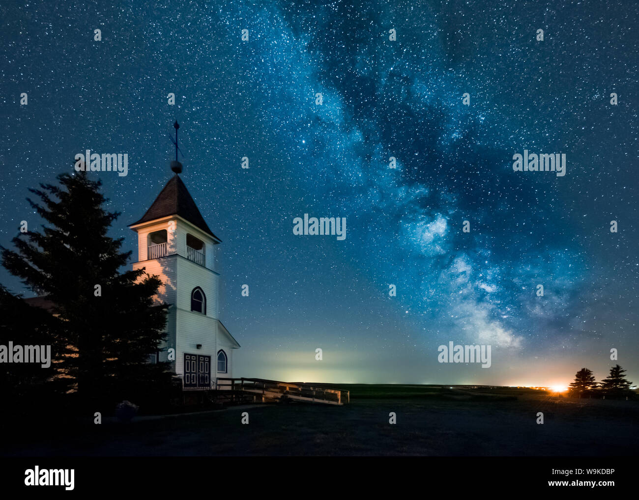Old country church in saskatchewan hi-res stock photography and images ...