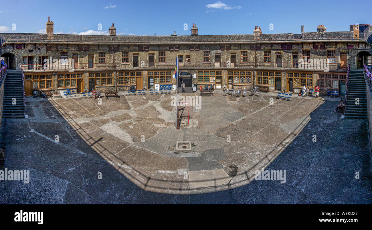 Landguard fort hi-res stock photography and images - Alamy