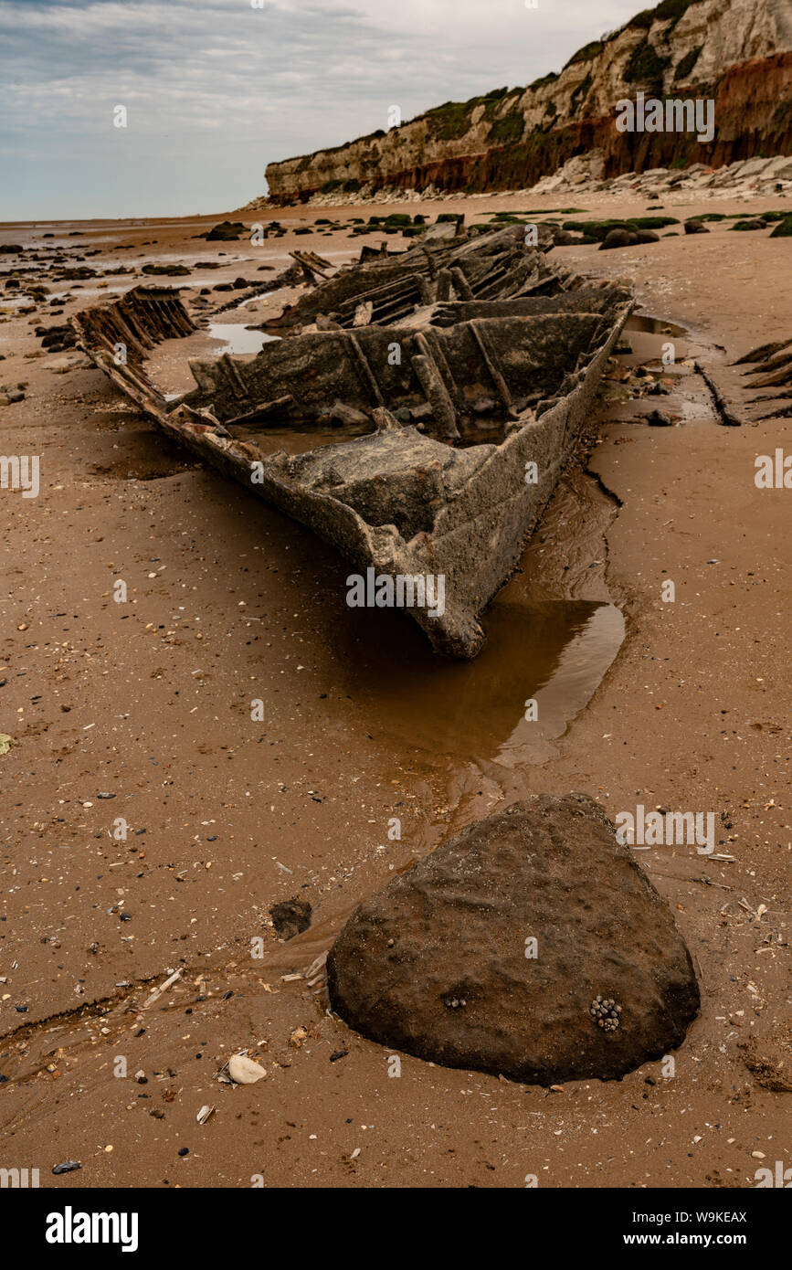 Hunstanton ship wreck hi-res stock photography and images - Alamy