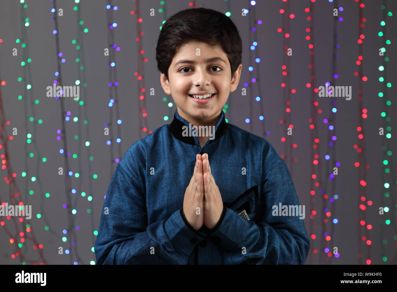 Black boy smiling praying hi-res stock photography and images - Alamy