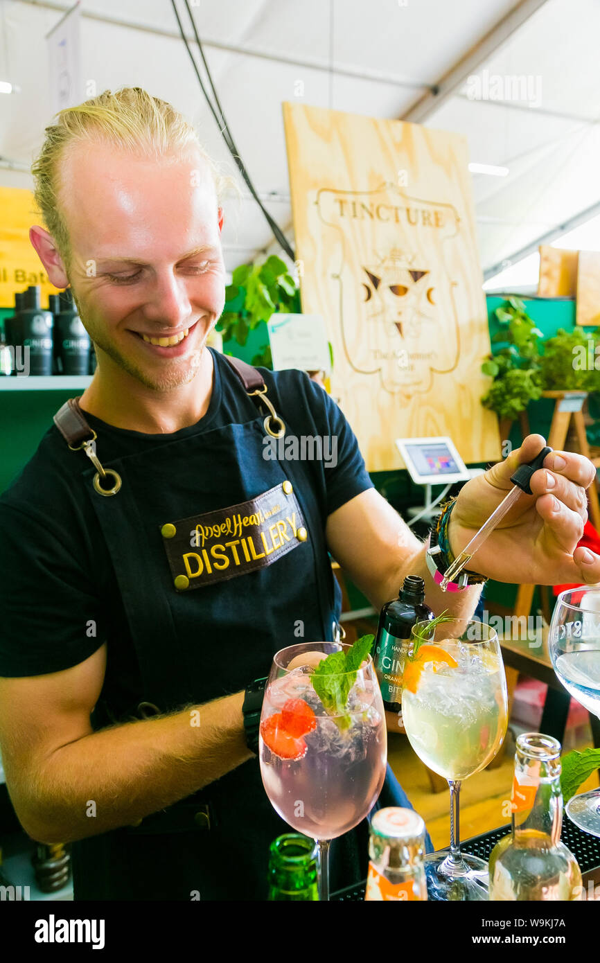 Cocktail bartender africa hi-res stock photography and images - Alamy