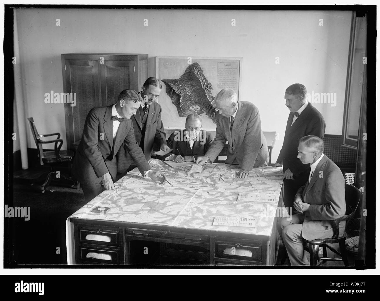 ARMY WAR GAME. LT. COL. D.E. AULTMAN; LT. COL. J.A. SHIPTON; MAJOR L ...