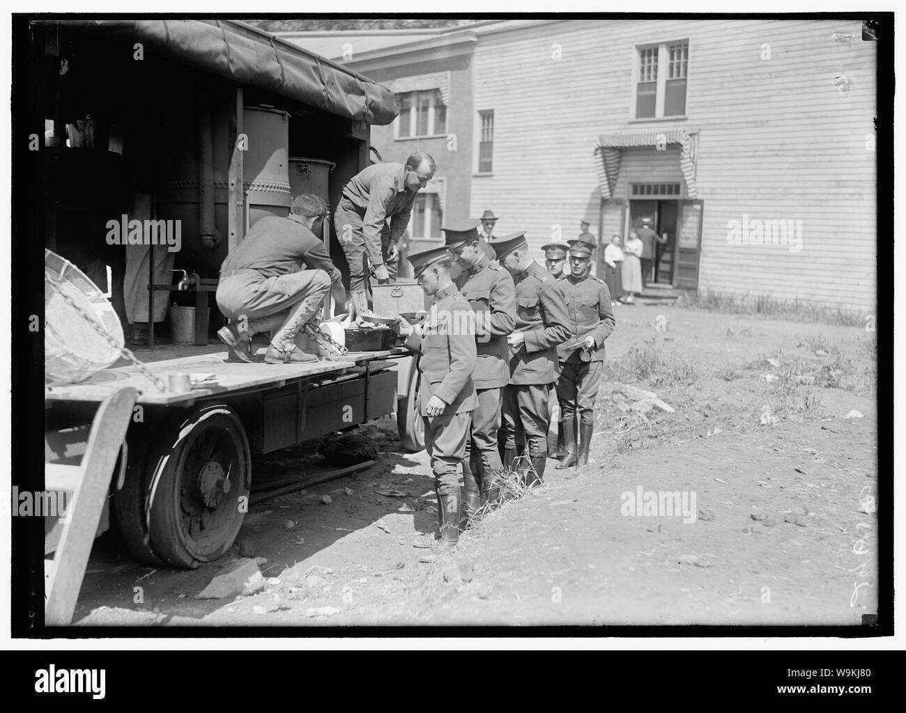 ARMY, U.S. ARMY KITCHEN Stock Photo - Alamy