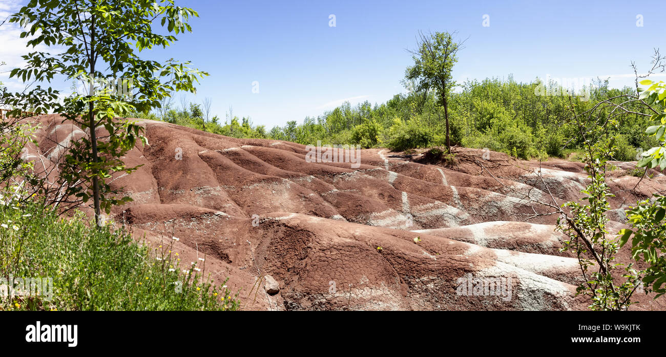 The Cheltenham Badlands in Caledon in summer, Ontario, Canada ...