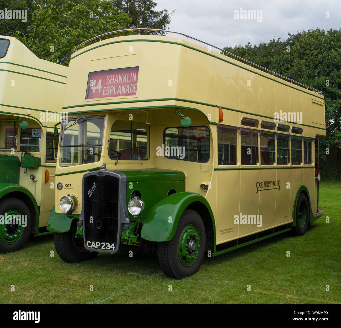 Southern vectis bus isle of wight hi-res stock photography and images ...
