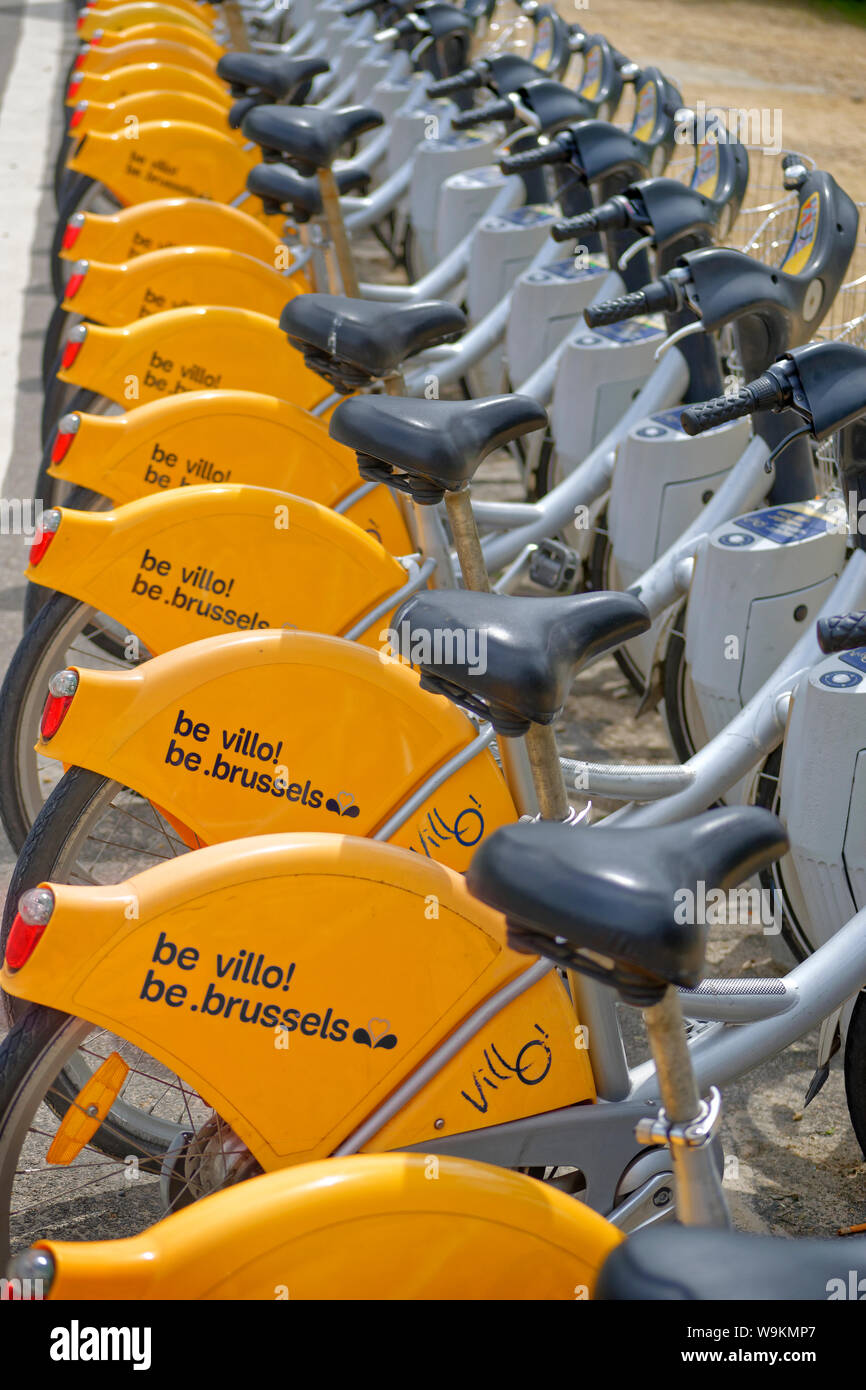 Rental bikes hi-res stock photography and images - Alamy