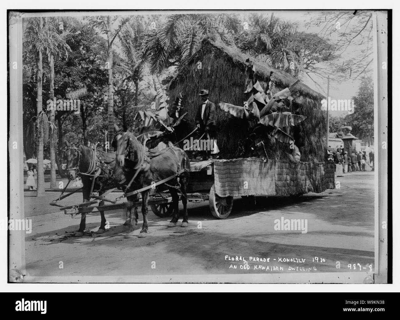 An old Hawaiian dwelling - float in Floral Parade, Honolulu Stock Photo ...