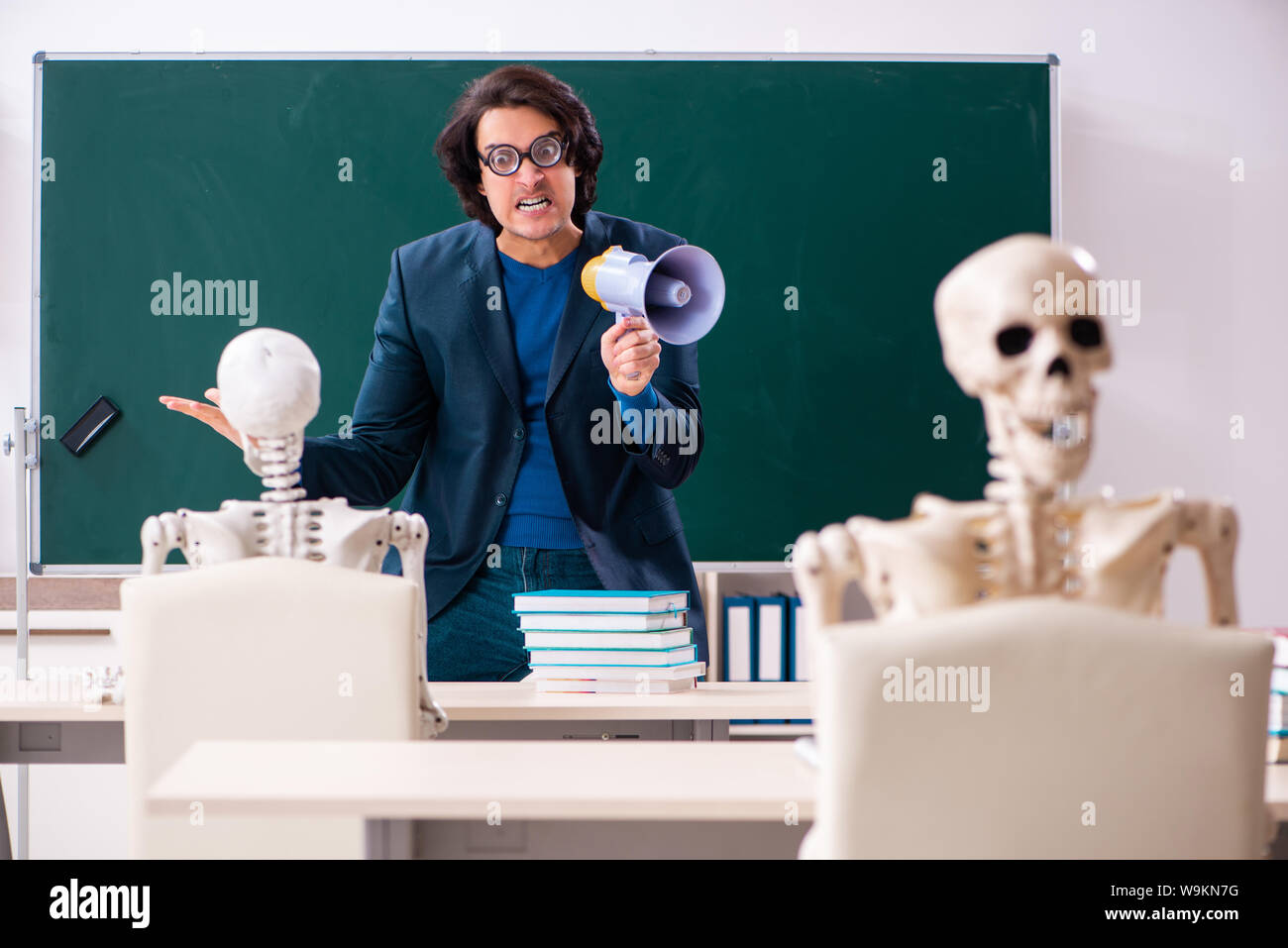 The yelling bones hi-res stock photography and images - Alamy