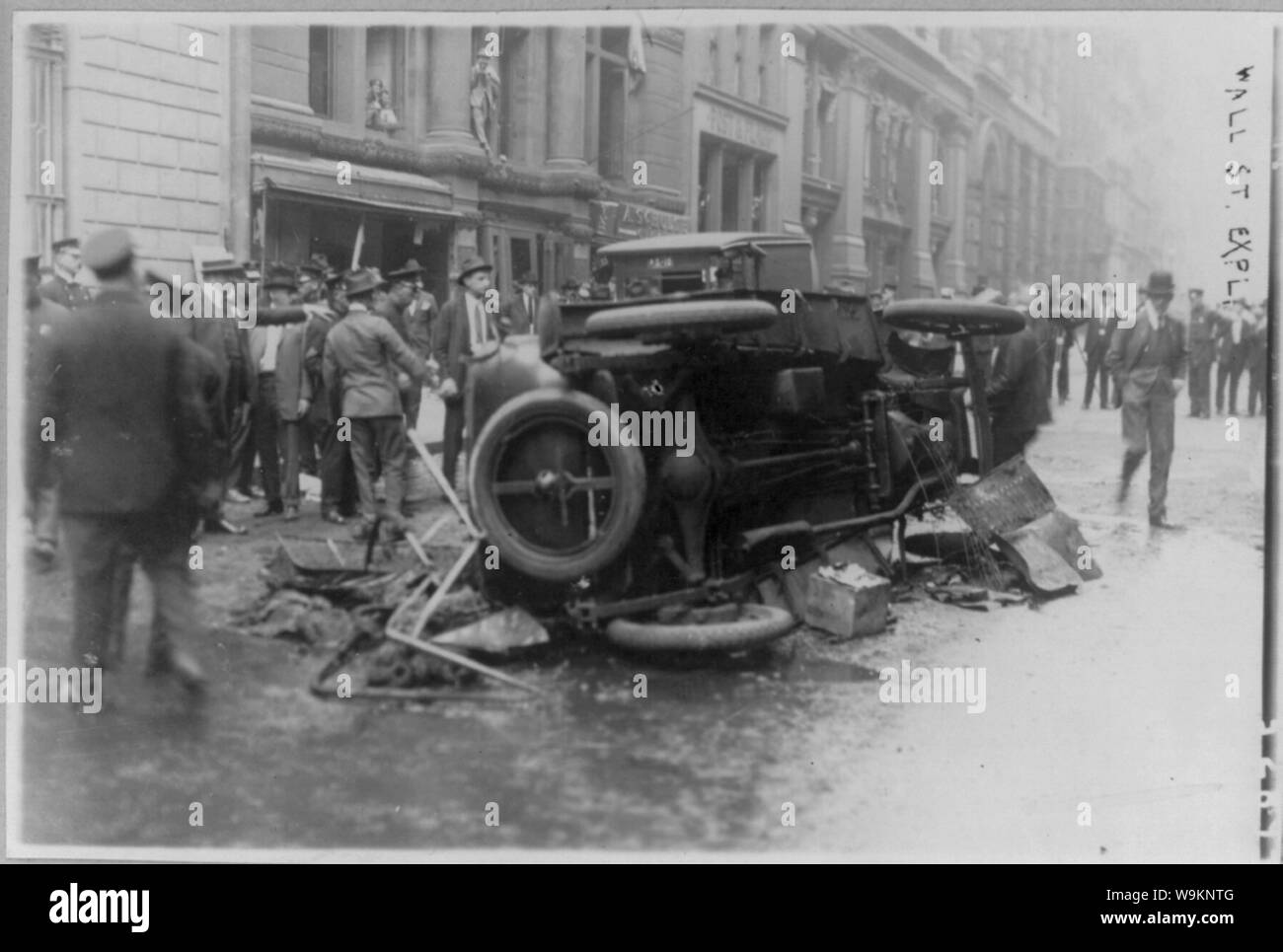 Anarchist history Black and White Stock Photos & Images - Alamy