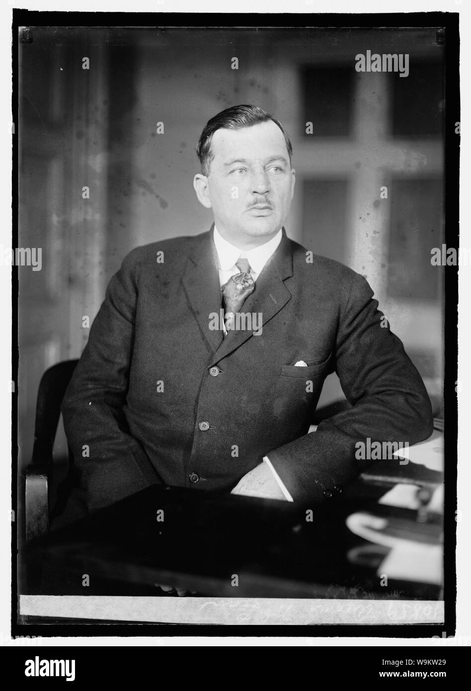 Angus mclean hi-res stock photography and images - Alamy