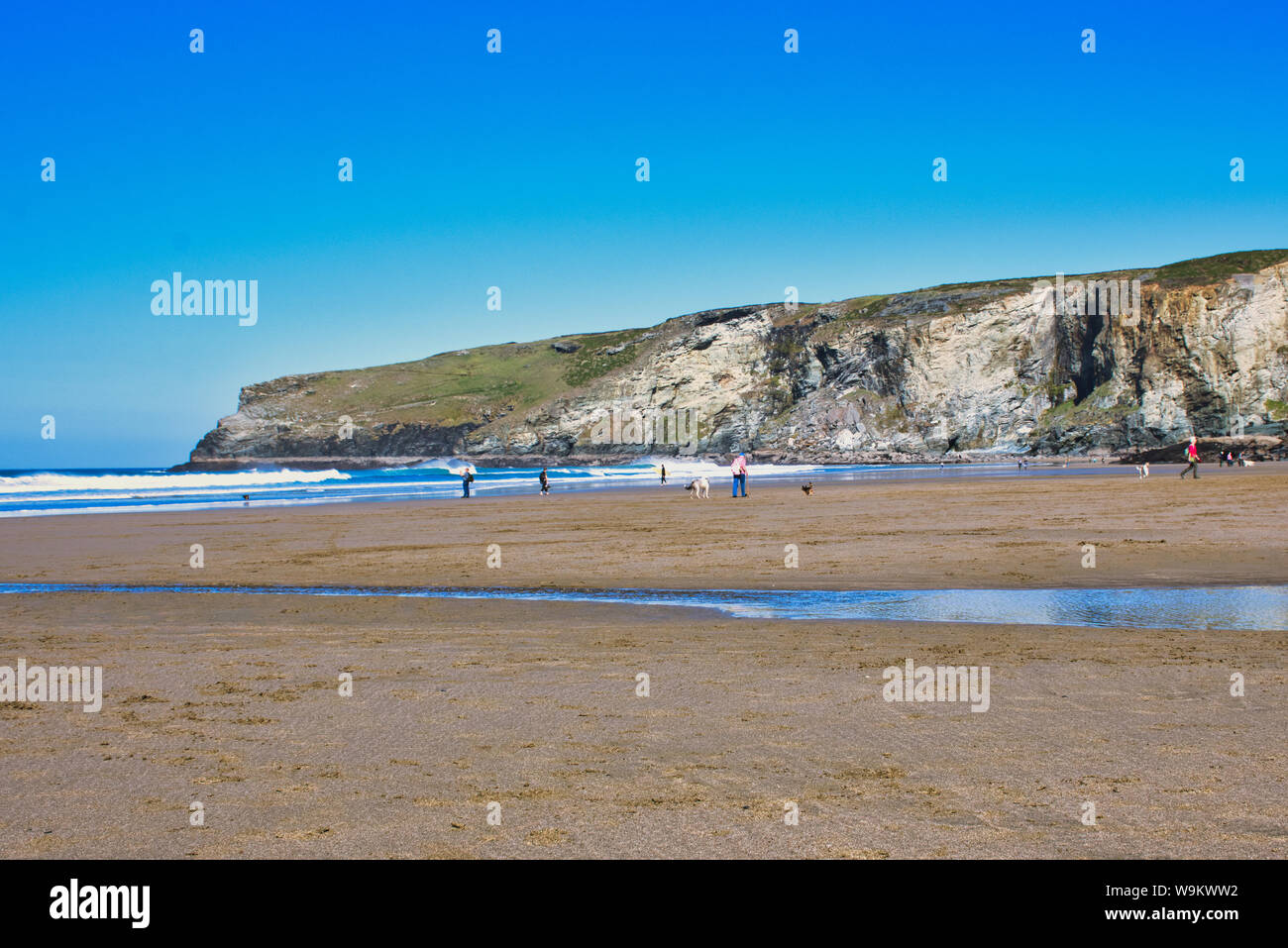 rocky landscape in Cornwall at Trebarwith Strand beach Stock Photo - Alamy