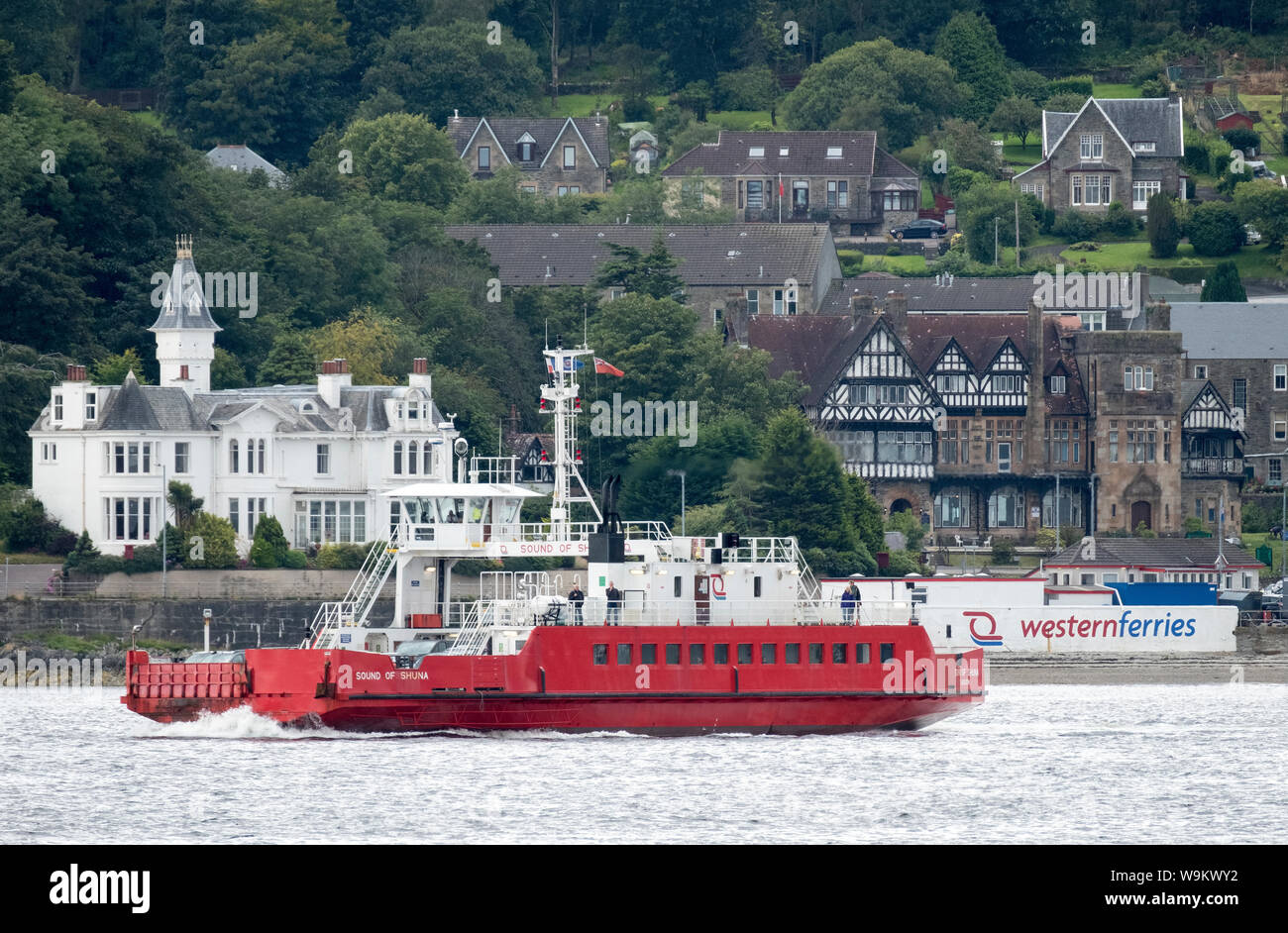 Gourock to dunoon ferry service hi-res stock photography and images - Alamy
