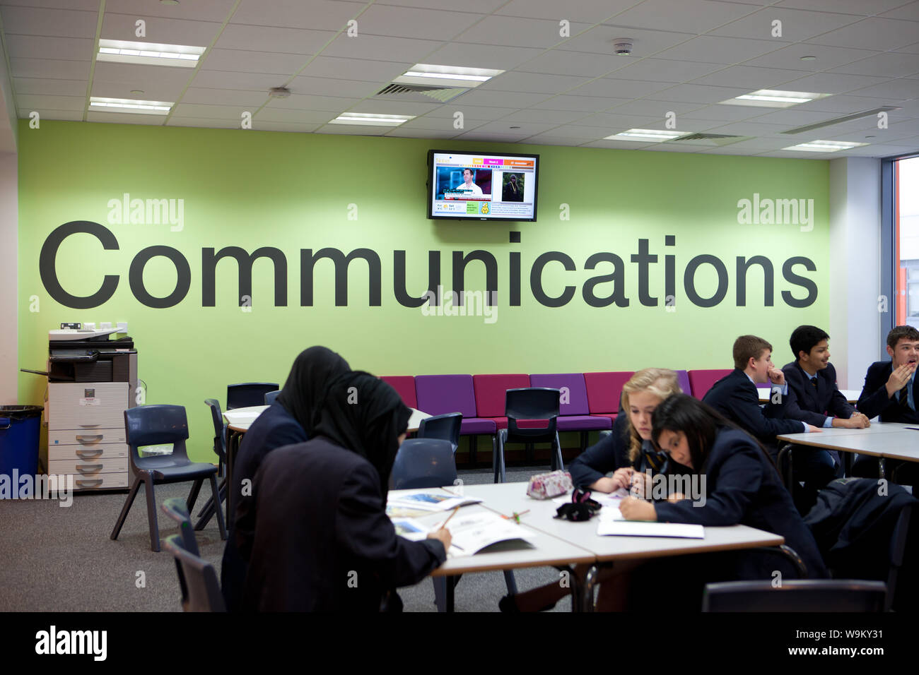 Secondary School Classroom Uk High Resolution Stock Photography and ...