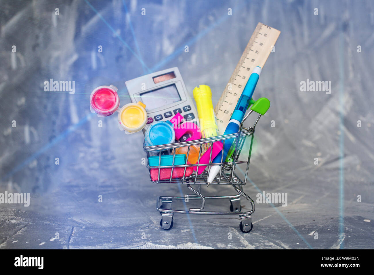 School supplies cart hi-res stock photography and images - Alamy