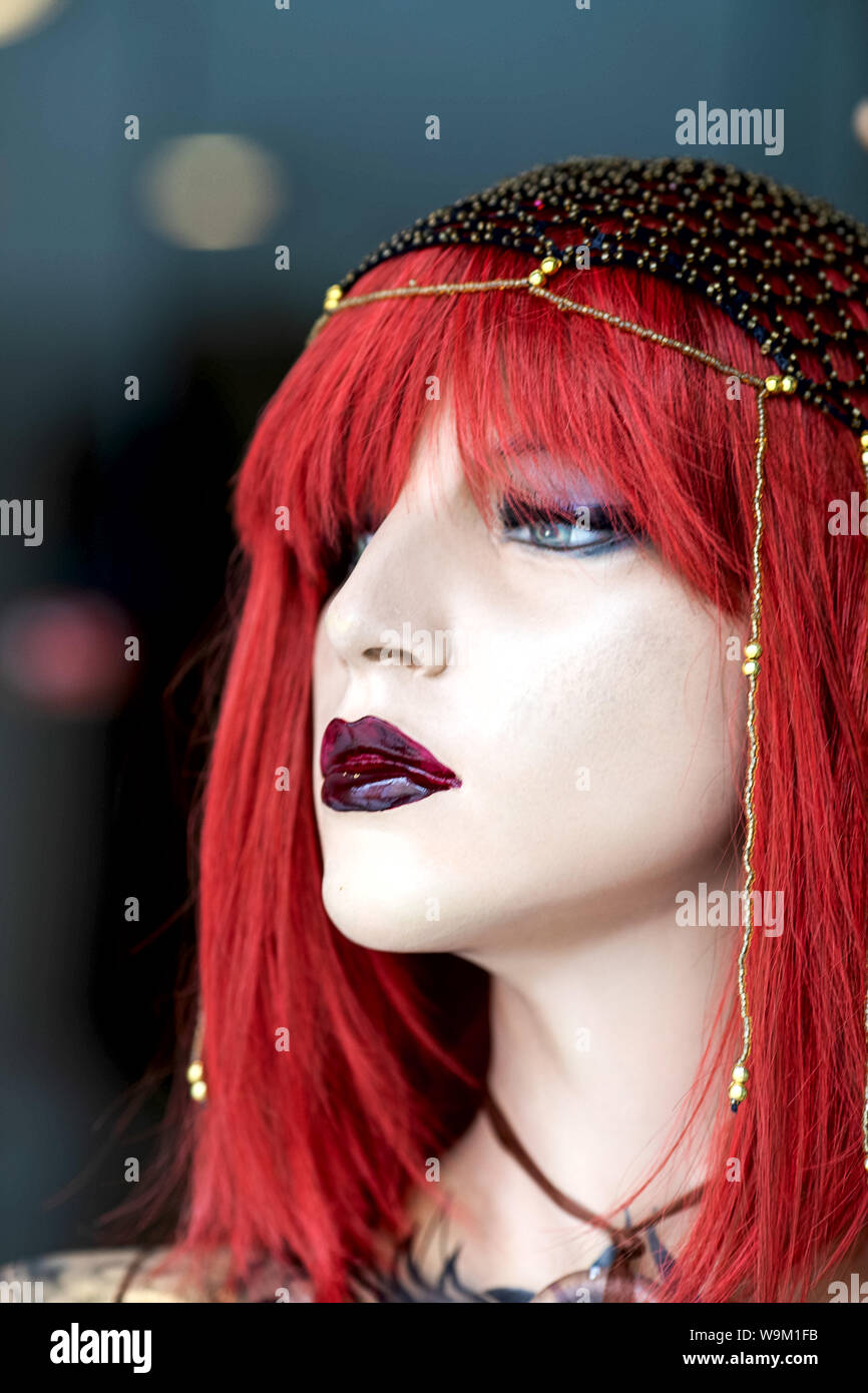 Hippie face hi-res stock photography and images - Alamy